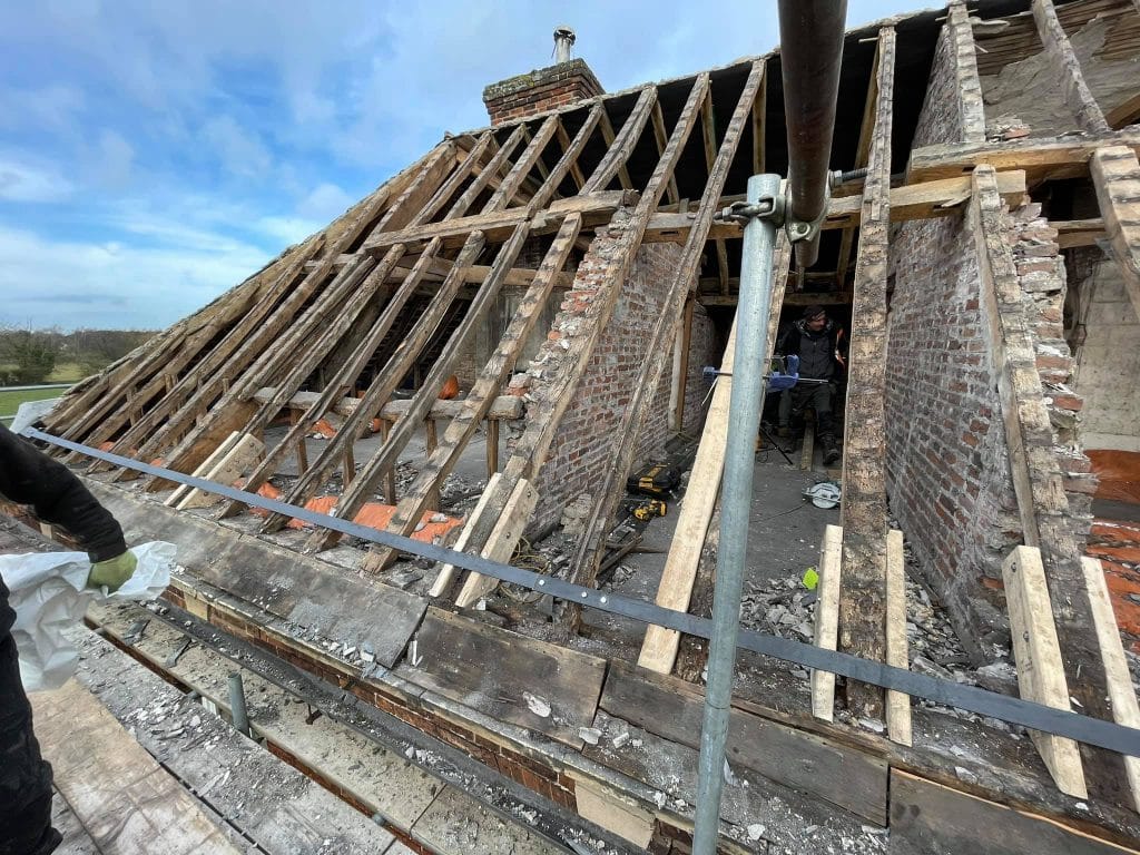 Grade 2 Listed Building Renovation - Tudor Building & Roofing